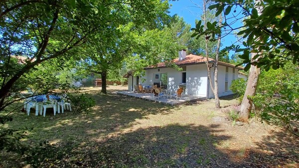 Moliets, Nice House In A Quiet Area, Beach At 3 Km - Messanges