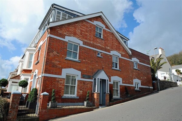 Seaside, Family Friendly, Country Holiday Cottage In Lyme Regis - Lyme Regis