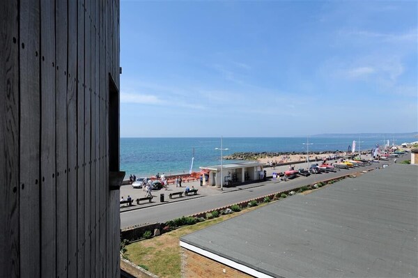 Octopus, Romantic, Luxury Holiday Cottage In West Bay - Bridport