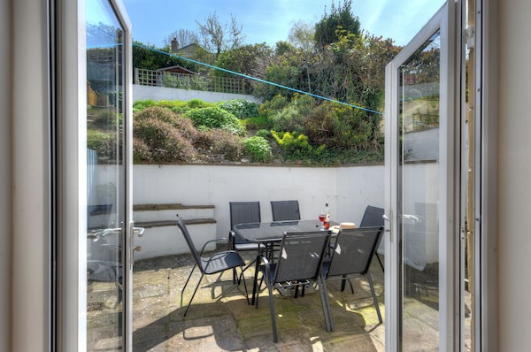 Ivy Cottage, Pet Friendly, Country Holiday Cottage In Beer - Beer