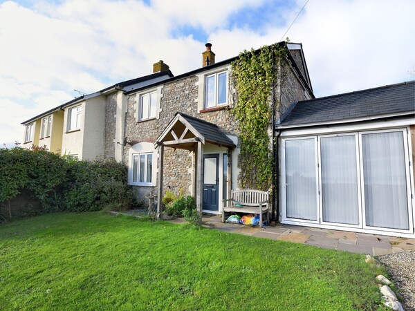 Cumberland Cottage, Pet Friendly, With Open Fire In Lyme Regis - Lyme Regis