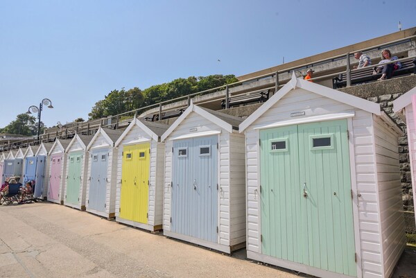 Church View, Family Friendly, Country Holiday Cottage In Lyme Regis - Lyme Regis