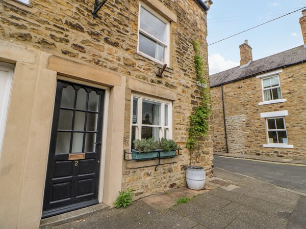 Lavender Cottage, Pet Friendly, With Open Fire In Wolsingham - Northumberland
