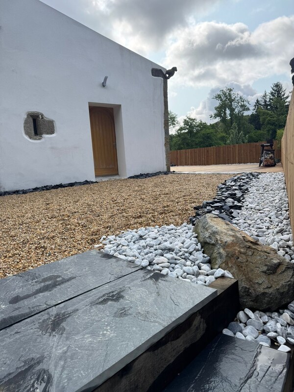 Gîte Apartment With Terrace Near A Pond Animals Accepted - Bretagne