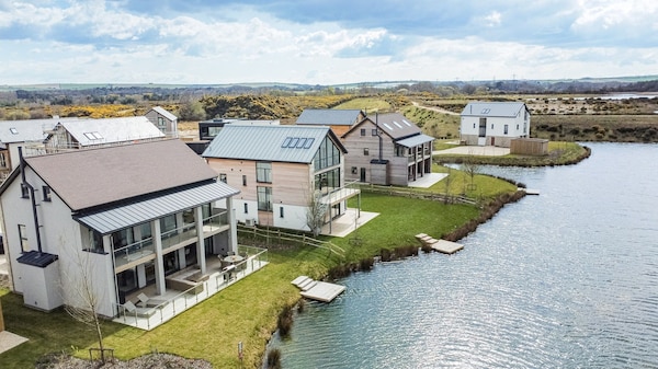 Overton Island 11 (Oi11), Silverlake, Dorset - Weymouth