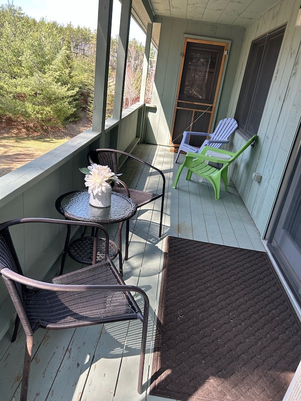 Official Seasons Rmc Condo 15g - 2 Bedrooms + Loft - Sleeps 8 - No Fees - Jackson, NH