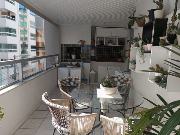 Private Double Room For Rent. Shared Apartment, Air Conditioning, Tv, Minibar. 250m From The Beach - Itapema