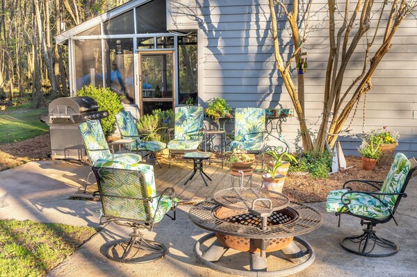 Exquisite Summerville Retreat-walk To Downtown, Festivals & Southern Hospitality - Summerville
