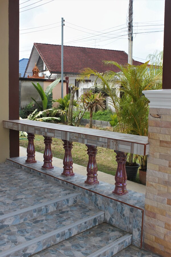 My Home Pattaya Cosy Single House W/big Garden. Pet Friendly! - Pattaya City