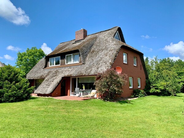 Thatched Vacation Home North Sea Oasis Apartment 3 - Sankt Peter-Ording
