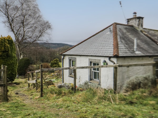 Shaw Cottage, Pet Friendly, Character Holiday Cottage In New Abbey - Dumfries