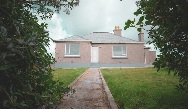 Am Blàr Beag, Family Friendly, With A Garden In Ness, Isle Of Lewis - Isle of Lewis