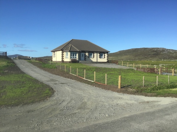 Lingeigh, Pet Friendly In Daliburgh, Isle Of South Uist - Barra, United Kingdom