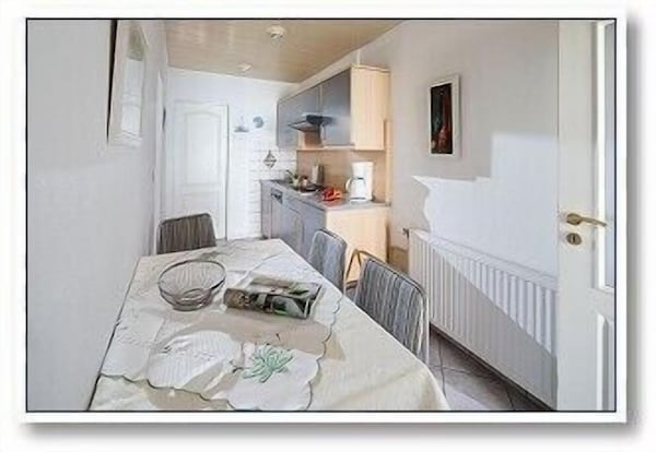 Cozy Vacation Apartments In A Prime Island Location - Haus Mindermann - Norderney