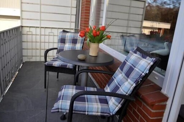 Neu Renoviertes1-raum-appartment In Ruhiger, Zentrale Lage! - Norderney