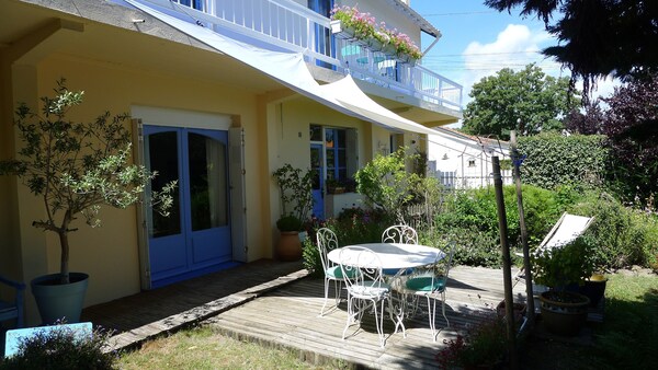 Rez De Maison Avec Jardin Arboré Privatif à 1 Km De La Plage - Le Pouliguen