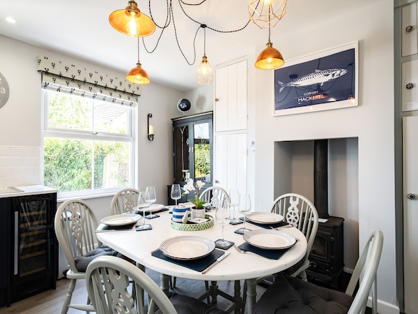 Blue Lobster Cottage, Pet Friendly, With Open Fire In Port Isaac - Port Isaac