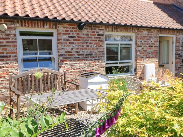 3 Westgate Mews, Romantic, Character Holiday Cottage In Ripon - Thirsk