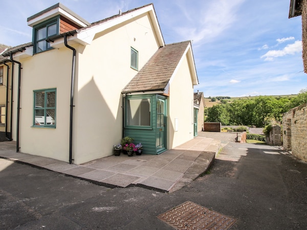 Rosemary Cottage, Pet Friendly, With Open Fire In Clun - Shropshire