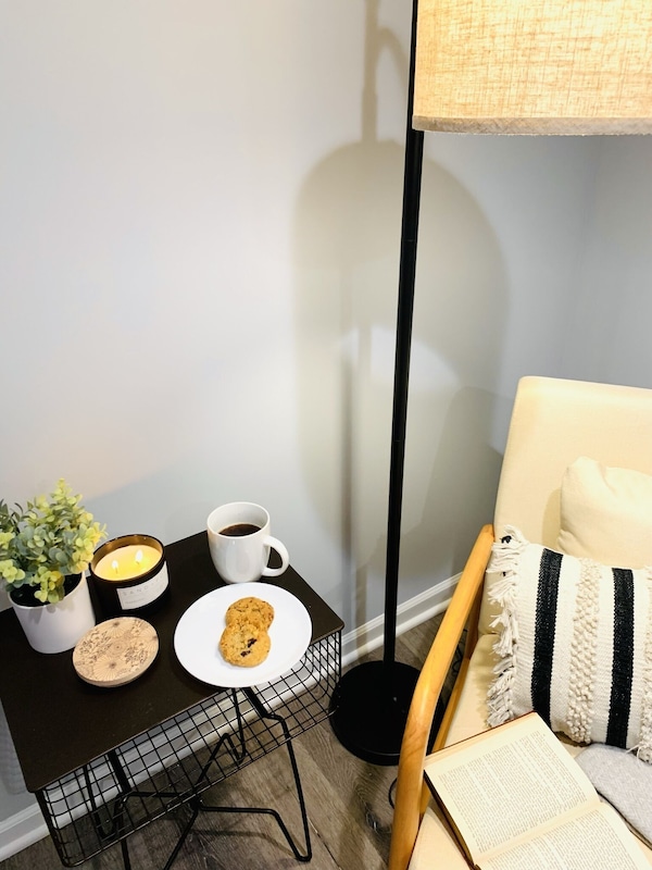 Garden 1br Condo W\/ Free Parking & Comfy Double Bed - Aeropuerto de Chicago O'Hare (ORD)