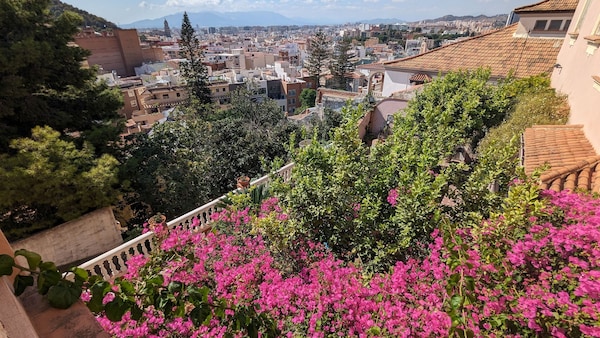 Habitación Cómoda Y Céntrica En Málaga - Málaga, Spagna