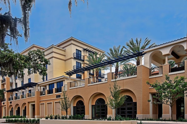 Large Room Award Winning Hotel W/rooftop Pool - Close To Parks & Rollins College - Winter Park, FL
