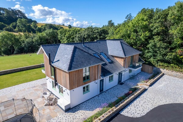 Rynys, Pet Friendly, Luxury Holiday Cottage In Llanrug - Llanberis