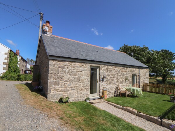 The Forge, Pet Friendly, Luxury Holiday Cottage In Mawnan Smith - Penryn