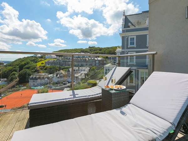Porthminster Penthouse, Pet Friendly In St Ives - St Ives