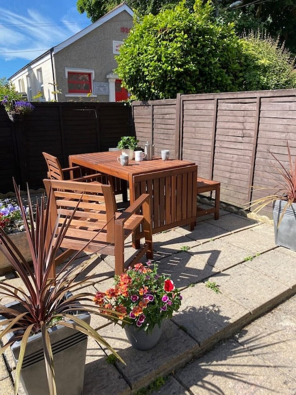A Beautiful 3 Bedroom Cornish Cottage & Wood Stove - Penryn