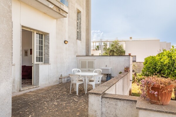 Appartement "Scirocco" Pour Animaux De Compagnie Avec Jardin - Gagliano del Capo