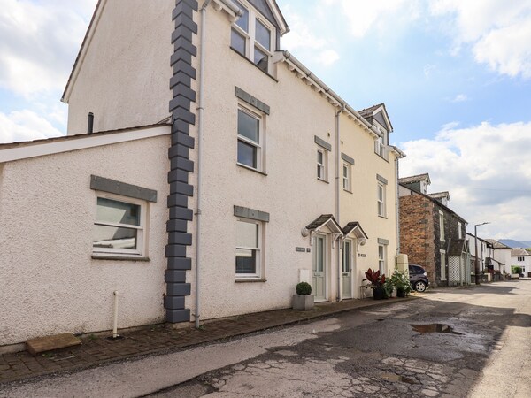 Fell Sweep, Family Friendly, Character Holiday Cottage In Keswick - Borrowdale