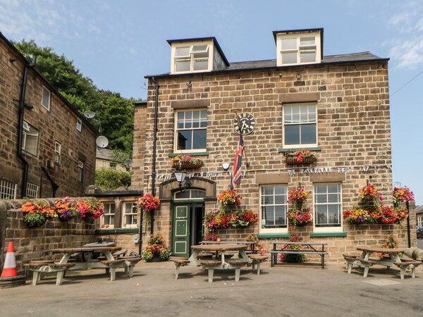 Sunshine Apartment, Pet Friendly In Duffield - Belper
