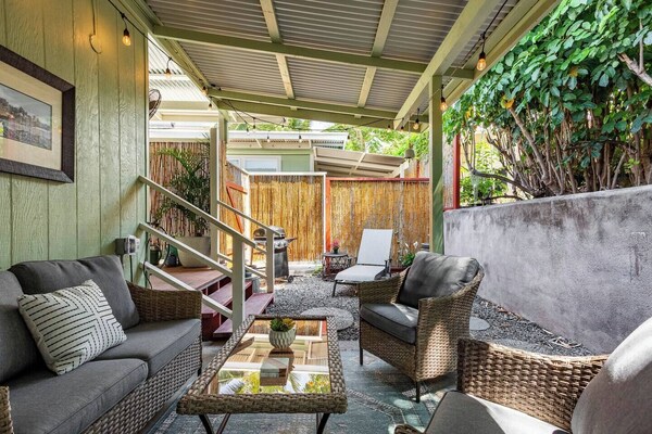 Laid Back Cozy Bungalow Two Bed Air Conditioning - Kailua-Kona, HI