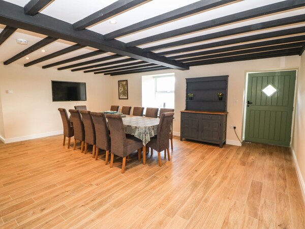 Trewen, Pet Friendly, With Open Fire In Sarn Meyllteyrn - North Wales