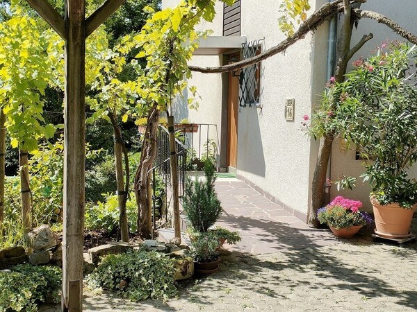 Gemütliche Ferienwohnung Mit 2 Schlafzimmern Und Terrasse - Nordheim am Main