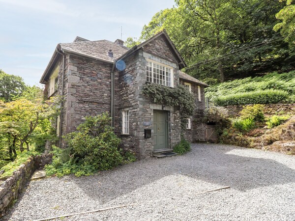 Huntingstile Lodge, Pet Friendly, Luxury Holiday Cottage In Grasmere - Grasmere