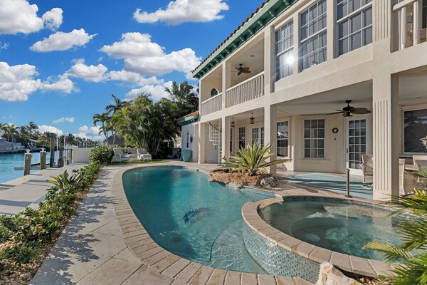 Palm View 5 Br Pool, Dock Kcb, Cabana Club, Outdoor Kitchen - Florida Keys