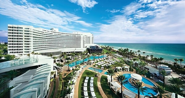 4 X Oceanview Room W/ 2 Queen Beds At Fontainebleau Miami Beach - Miami Beach, FL