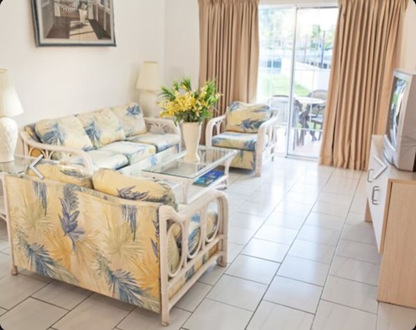 Ocean Reef Yacht Club & Resort! Unit Sleeps 4 Total With Full Kitchen! - Freeport