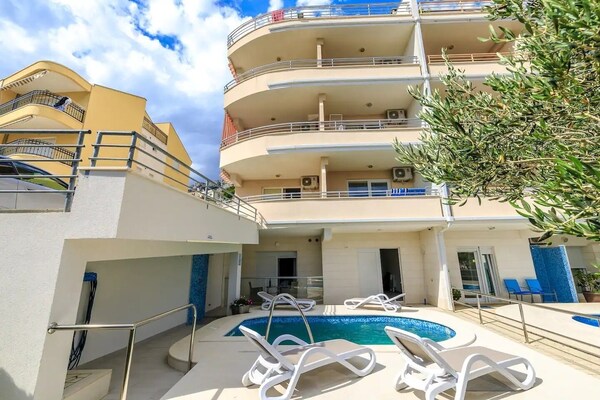 Studio Appartement Mit Terrasse Und Meerblick Brela, Makarska (As-19998-a) - Brela