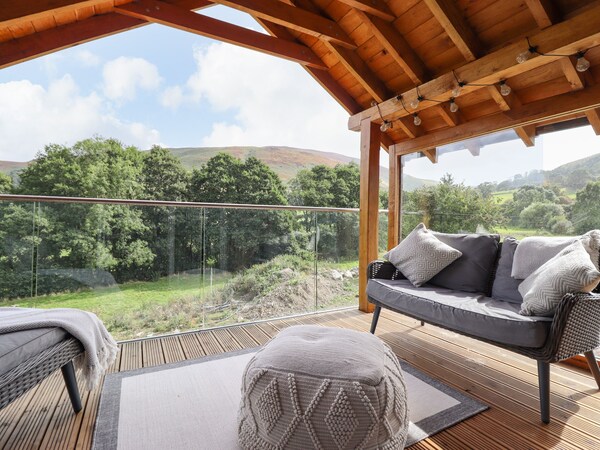 Tyn Y Ceubren Bach At Evelyns Retreat, Pet Friendly In Glyndyfrdwy - Llangollen