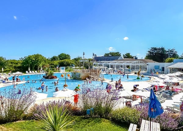 3 Bedroom Accommodation In Newquay - Newquay