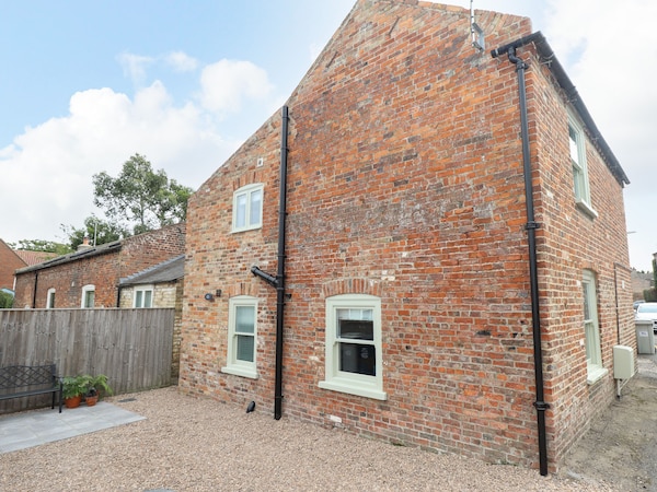Printers Cottage, Pet Friendly, Character Holiday Cottage In Alford - Lincolnshire