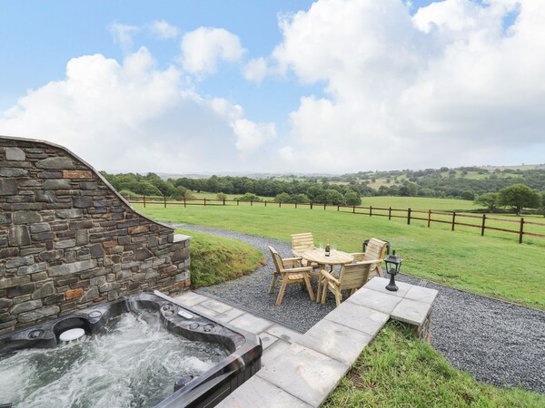 Tan Y Wawr - Derwen, Family Friendly In Llanfair Caereinion - Gwynedd