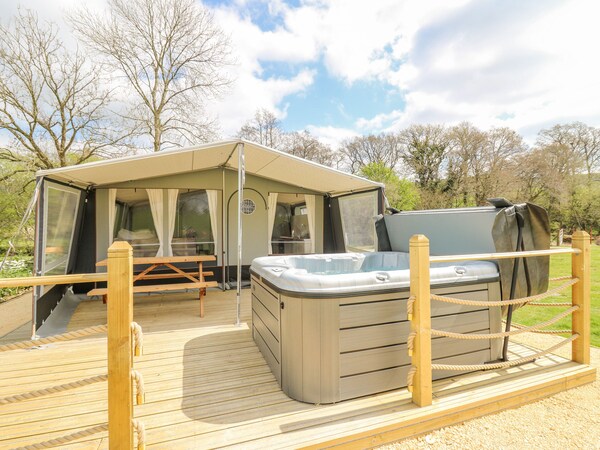 The Heron, Pet Friendly, With Hot Tub In Rhayader - Llandrindod Wells