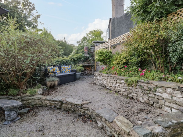 Endgill Cottage, Pet Friendly, Character Holiday Cottage In Ulverston - Ulverston