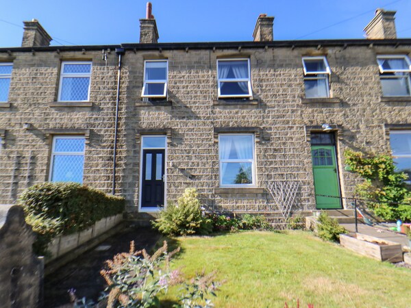 Olive Tree Cottage, Pet Friendly, Character Holiday Cottage In Honley - Huddersfield