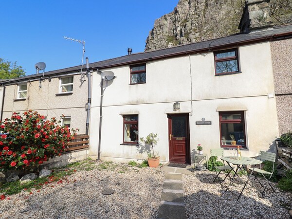 Bridgeway House, Pet Friendly, With Open Fire In Blaenau Ffestiniog - Blaenau Ffestiniog