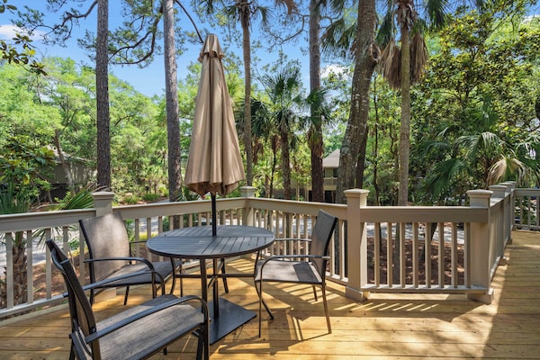 1016 Sparrow Pond: Rare 4br Cottage, Community Pool Access And 3 Min From Beach - Kiawah Island, SC